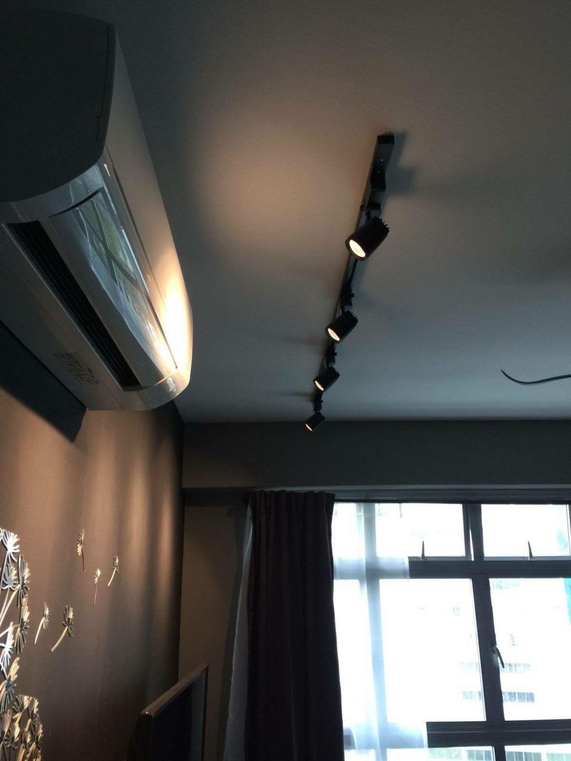 About Us - Em Electrical